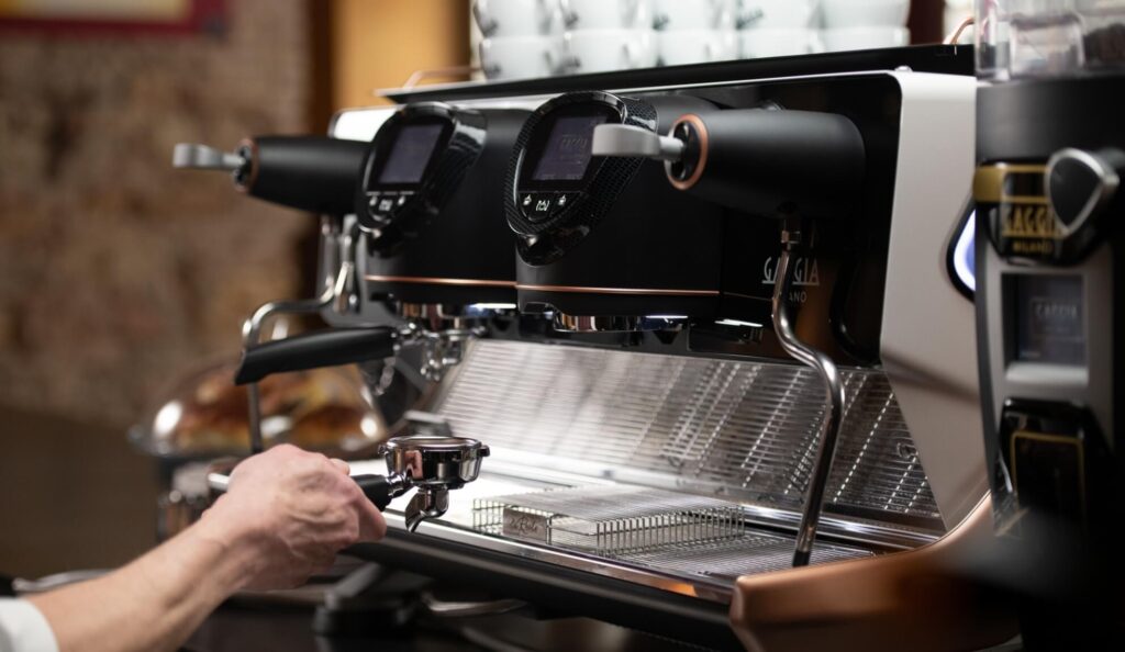 Koffiemachine horeca leasen of kopen